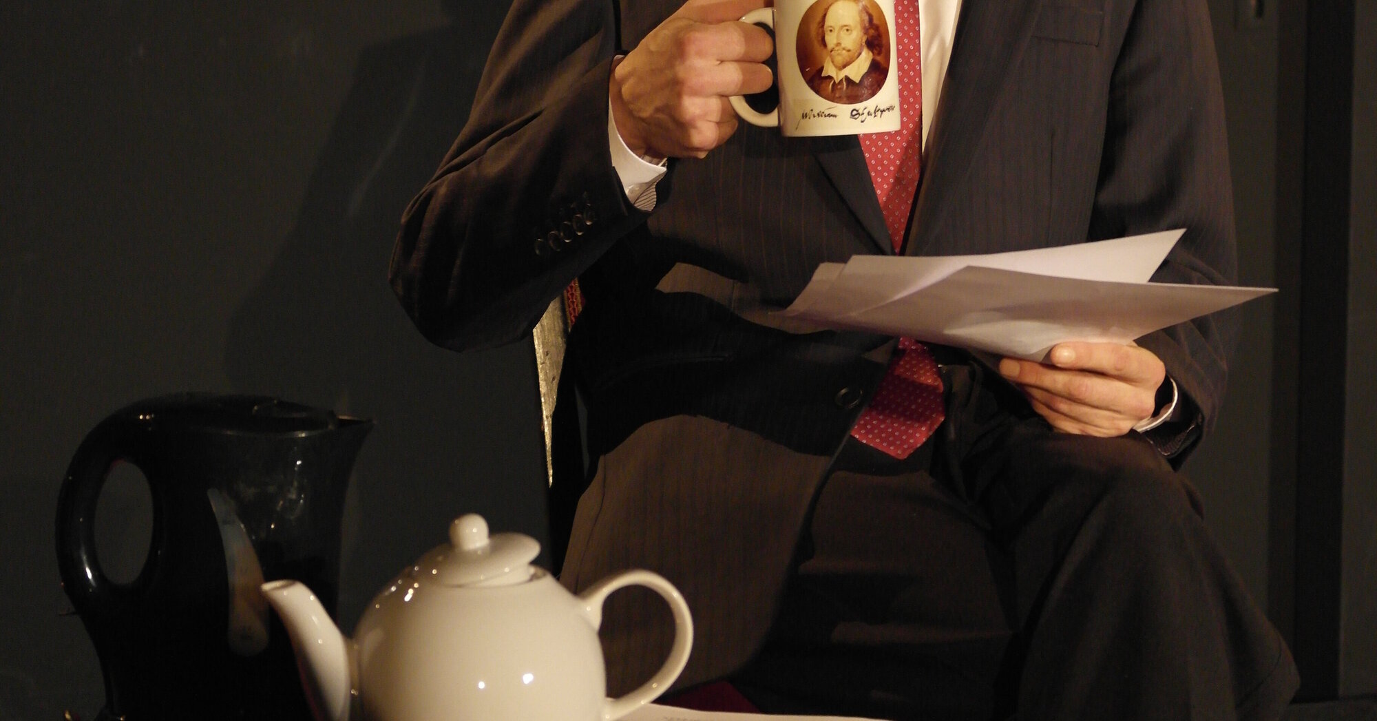 A cup of tea with Shakespeare